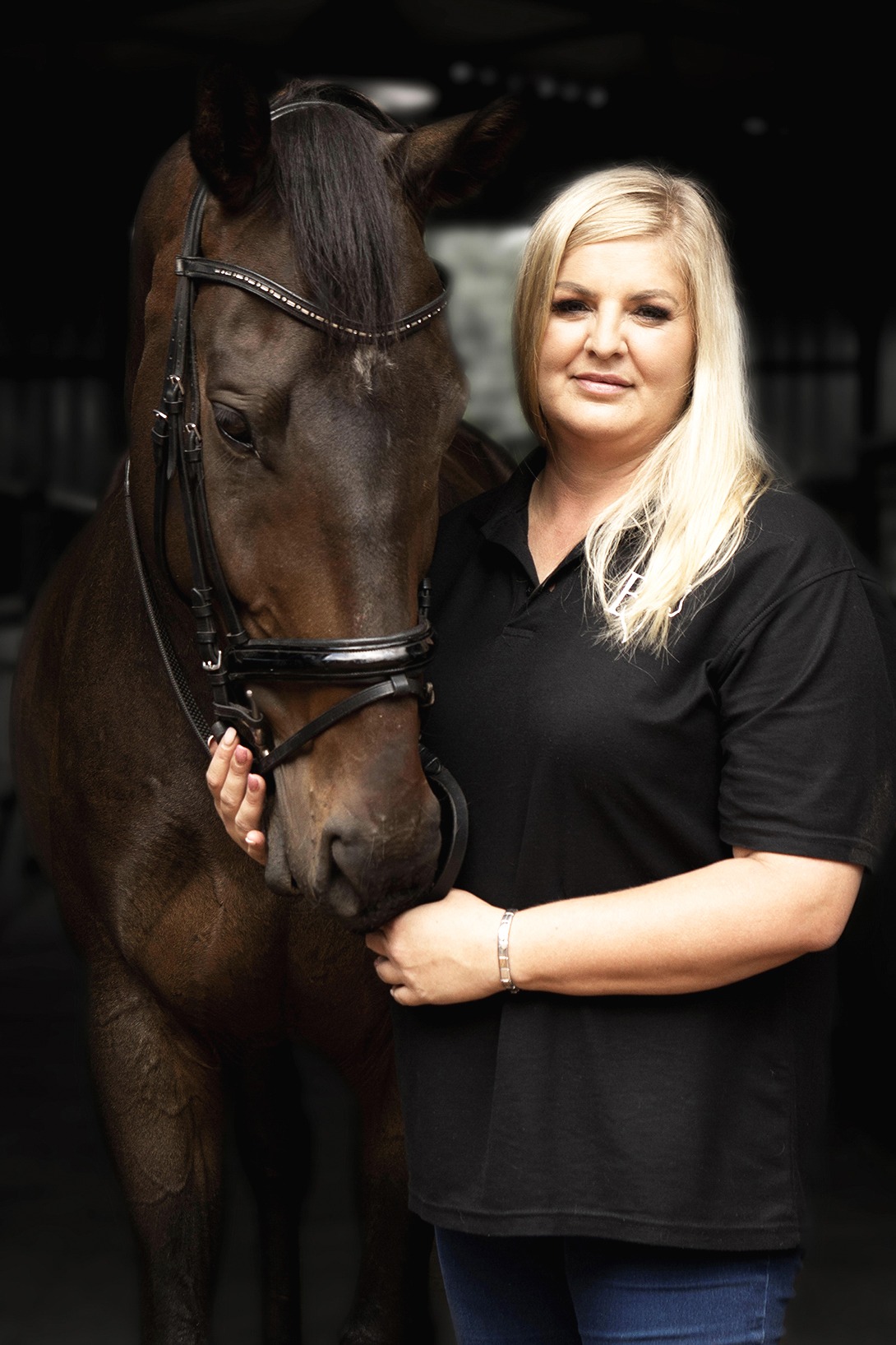 BELLEVUE EQUESTRIAN CENTRE - UNIQUE AND OUTSTANDING HORSE RIDING
